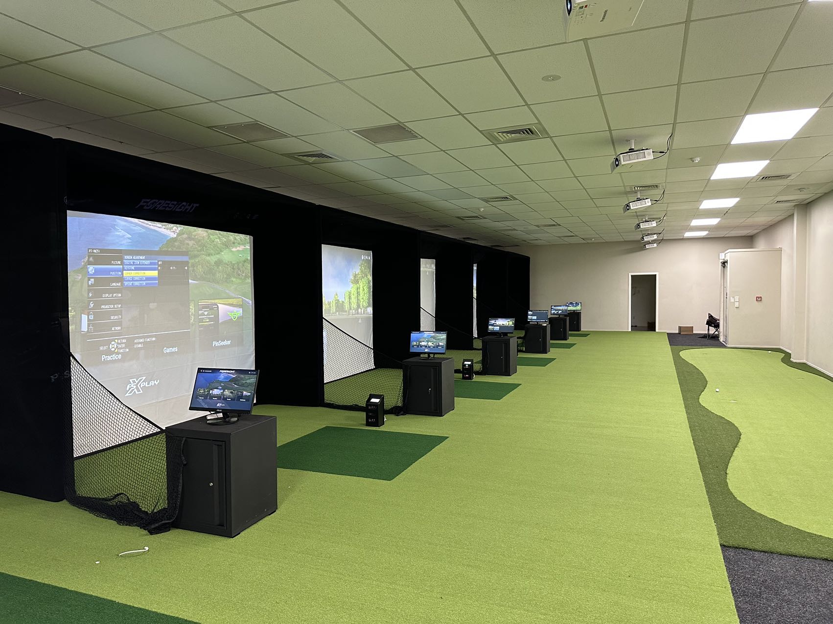 Adult Golf - Univision Community Trust